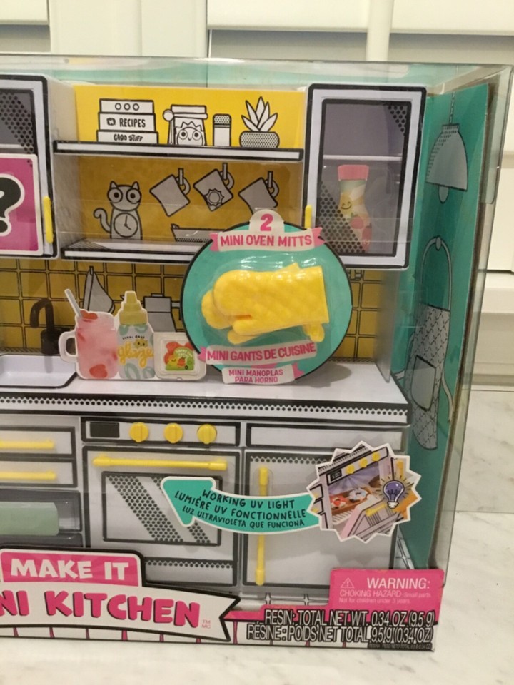 MGA's Miniverse Make It Mini Kitchen Playset With UV Light NEW | eBay