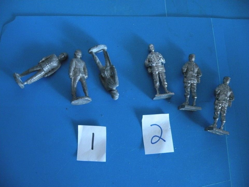Army / British Soldiers lot of 3 figures lead newcast toy soldier PICK ...