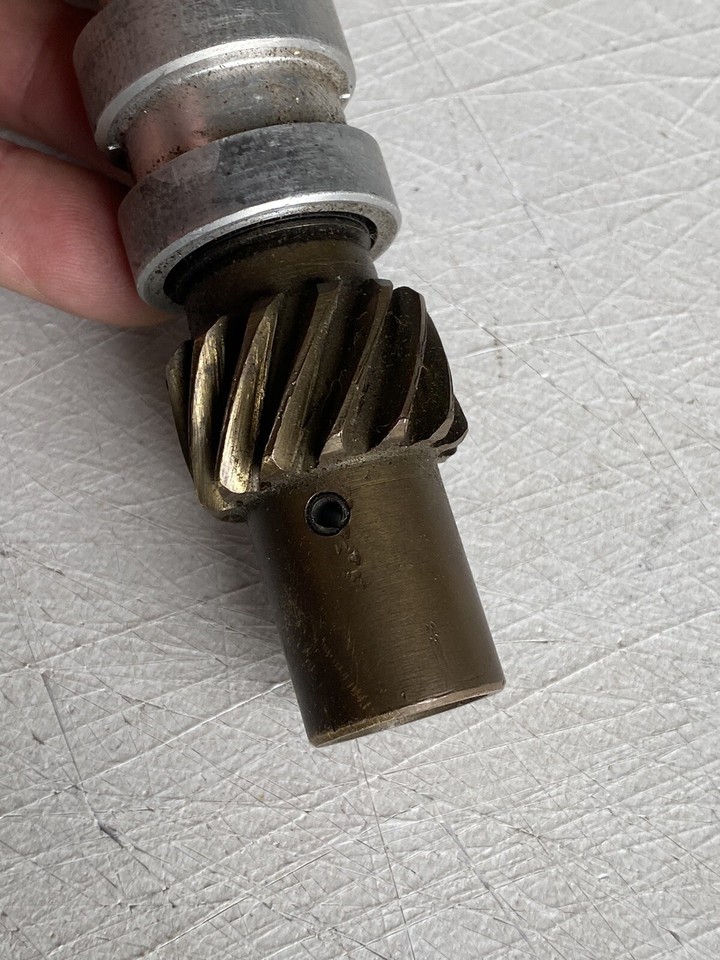 Accel Dual Point Distributor Tach Drive 37100T Model F53949 Used Nice ...