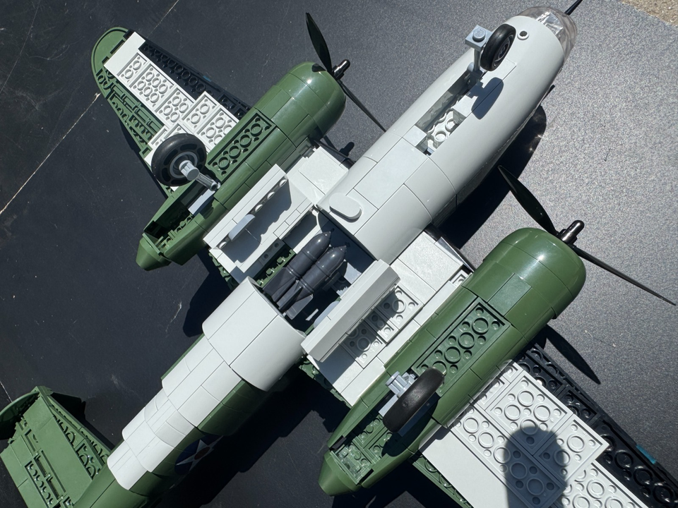 COBI 5713 WW2 US B-25B Mitchell Bomber 99.4% Complete w/Instructions ...