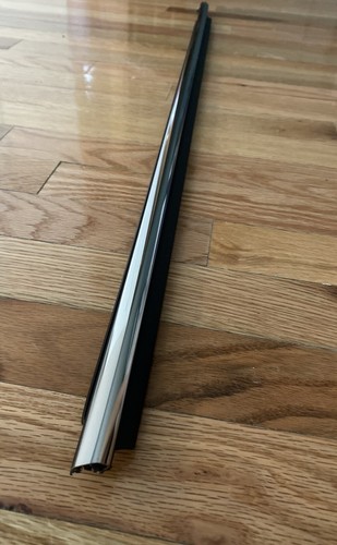 Toyota 75710-0R030 Front Right Door Belt Molding / OEM | eBay