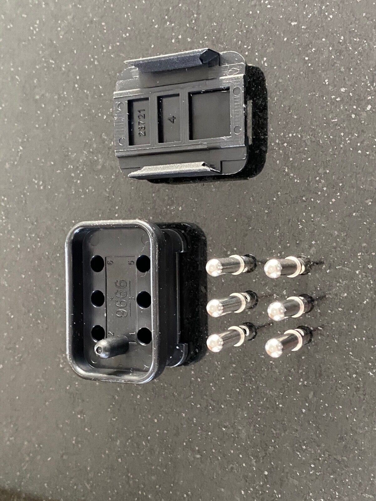 Mercedes-Benz Stecker 6-polig Pins W107 W108 W109 W111 W113 W201 W123 ...