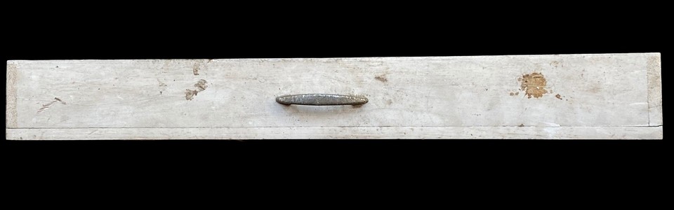 VINTAGE WOODEN HANGING DISPLAY SHELF MINATURE FIGURES TOOLS ALAN EMRICH ...