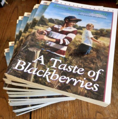 Lot 20 A Taste of Blackberries Doris Smith Classroom Set Best Friends ...