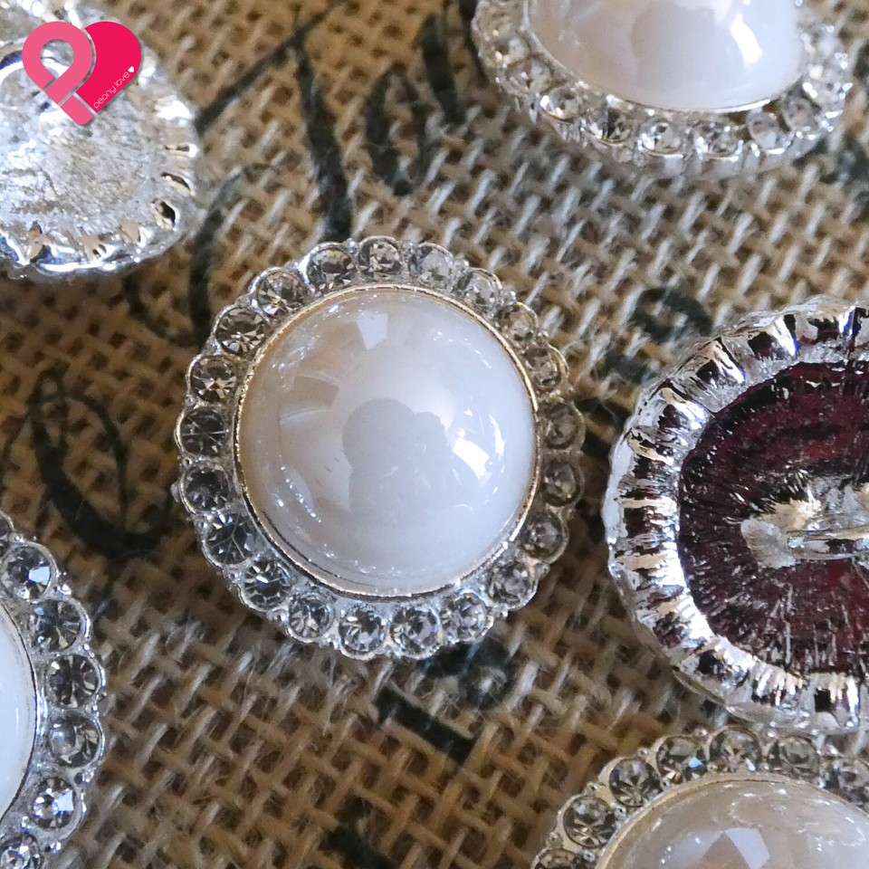 22mm Pearl Clear Crystal Diamond Rhinestone Vintage Silver Domed Shank ...