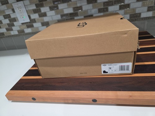 Ugg Shoe Box *Empty* Women's 6 Classuc Ultra Mini Platform Black | eBay