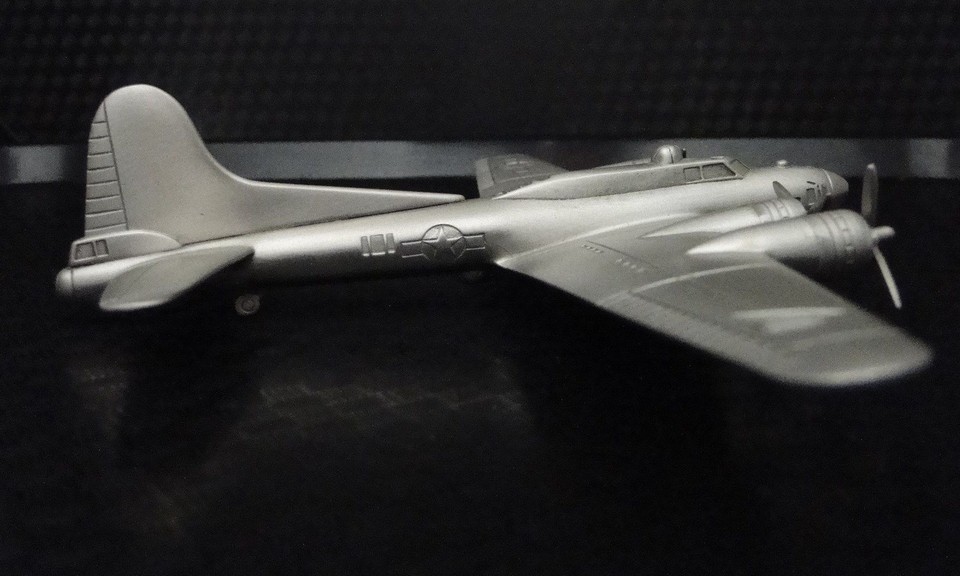 WW2 Plane 1 Metal Model Airplane Aircraft Military Fighter AirForce 32 ...