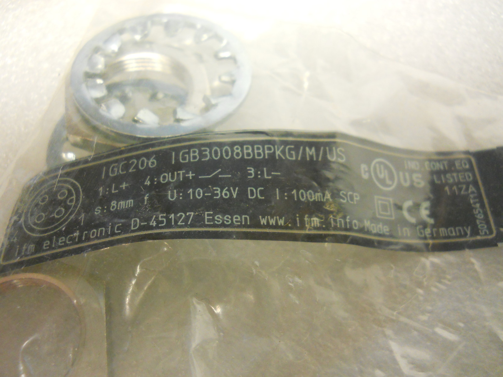 EFECTOR IGC206 INDUCTIVE PROXIMITY SENSOR 10-36VDC 8MM NEW CONDITION IN ...