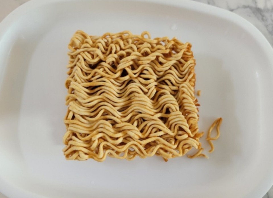 Korean No Brand Noodle Snack 250g(25g x 10packs) Chicken Flavor Noodle ...