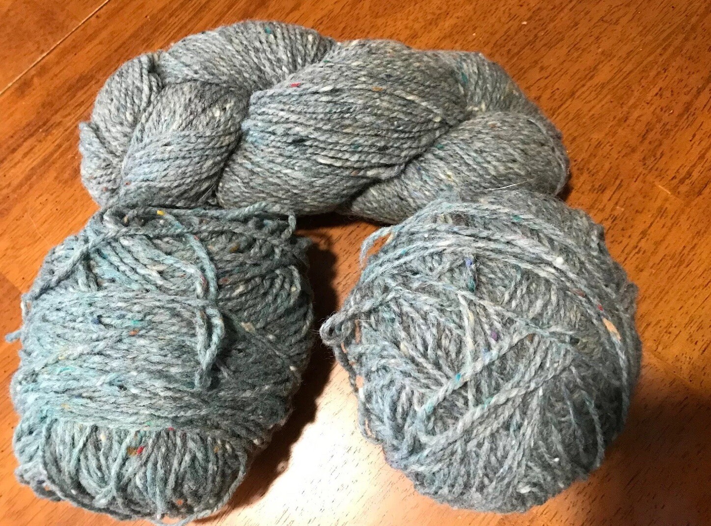 3 Skeins UNMARKED 100% WOOL Blue With Flecks Of Color Yarn TOTAL 10.2oz ...