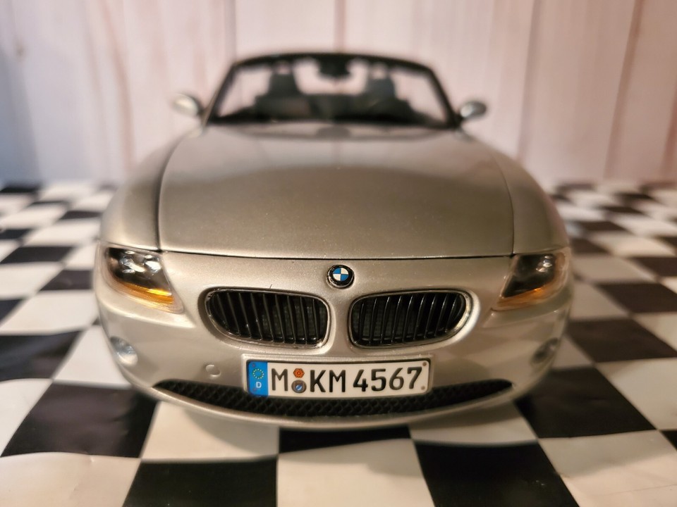 Kyosho BMW Z4 E85 Convertible 1:18 Diecast Dealer Promo Model Car Silver 15760 | eBay