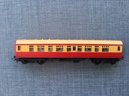 Triang Coach R29/221 Red And Cream livery. No Box | eBay UK