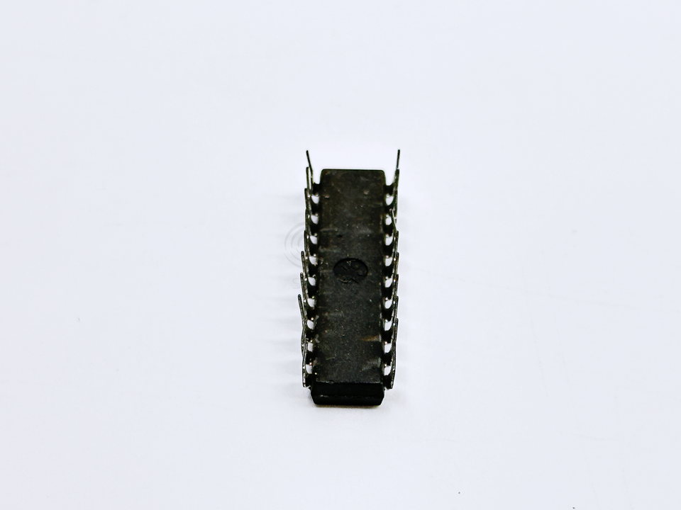 3PCS SN74LS244N Motorola LS TTL Octal Buffer Line Driver 3-State DIP-20 ...