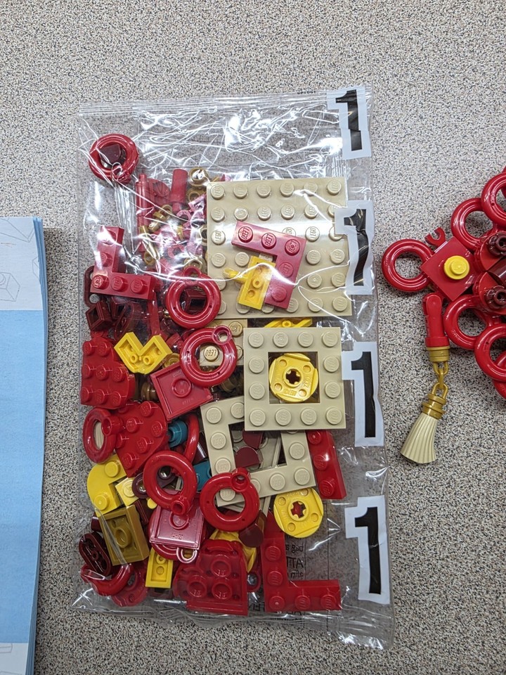 LEGO 40756 Chinese New Year Lucky Knots Limited Edition New Open Box | eBay