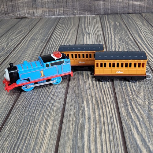 Trackmaster Interactive Talking Thomas w/Annie & Clarabel Cars Tested ...