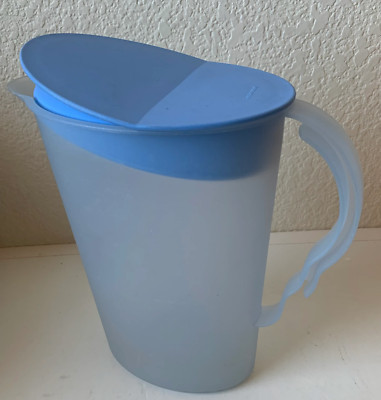 Tupperware 2 qt Slimline Impressions Pitcher Rocker Top Light Blue Rare ...