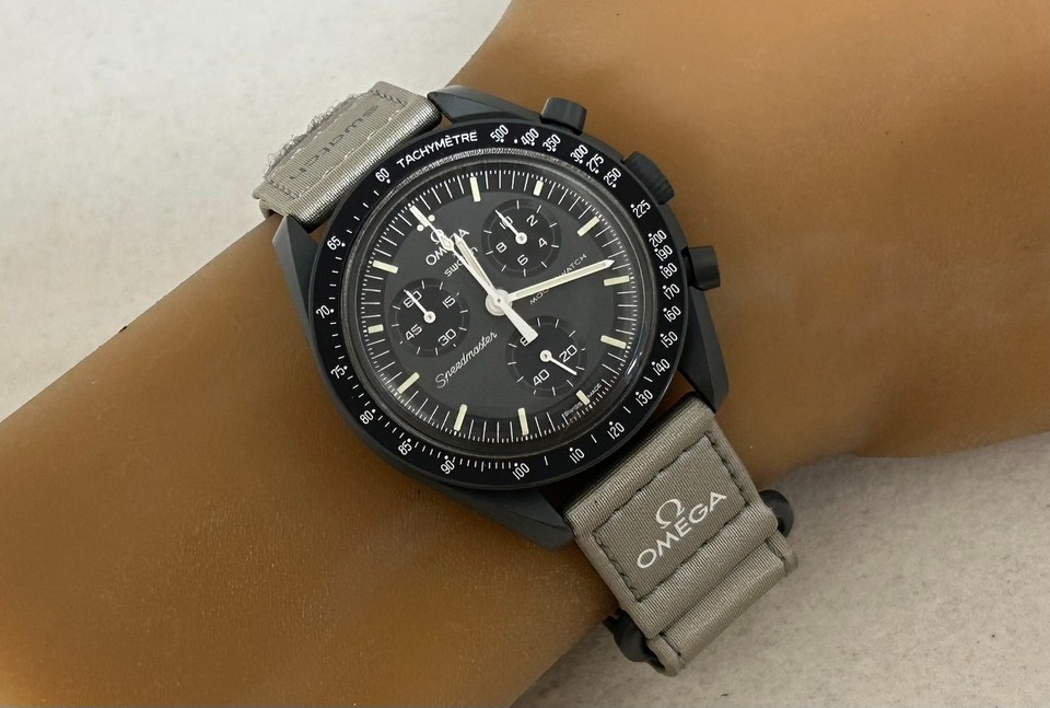 Omega x Swatch Speedmaster Mission To Mercury SO33A100 Watch Excellent ...