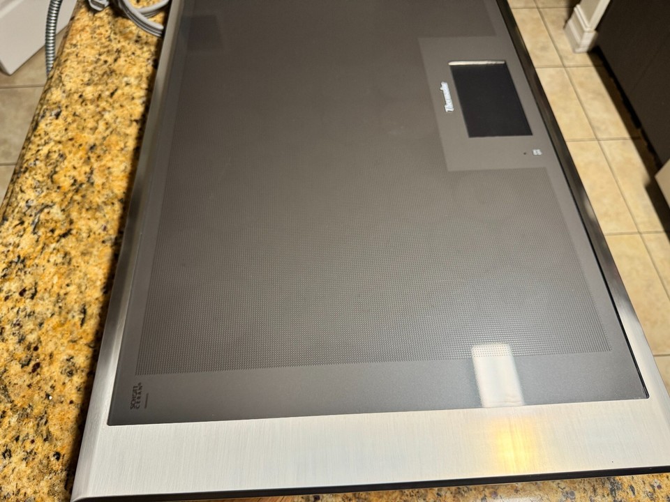 Thermador 36 Induction Cooktop