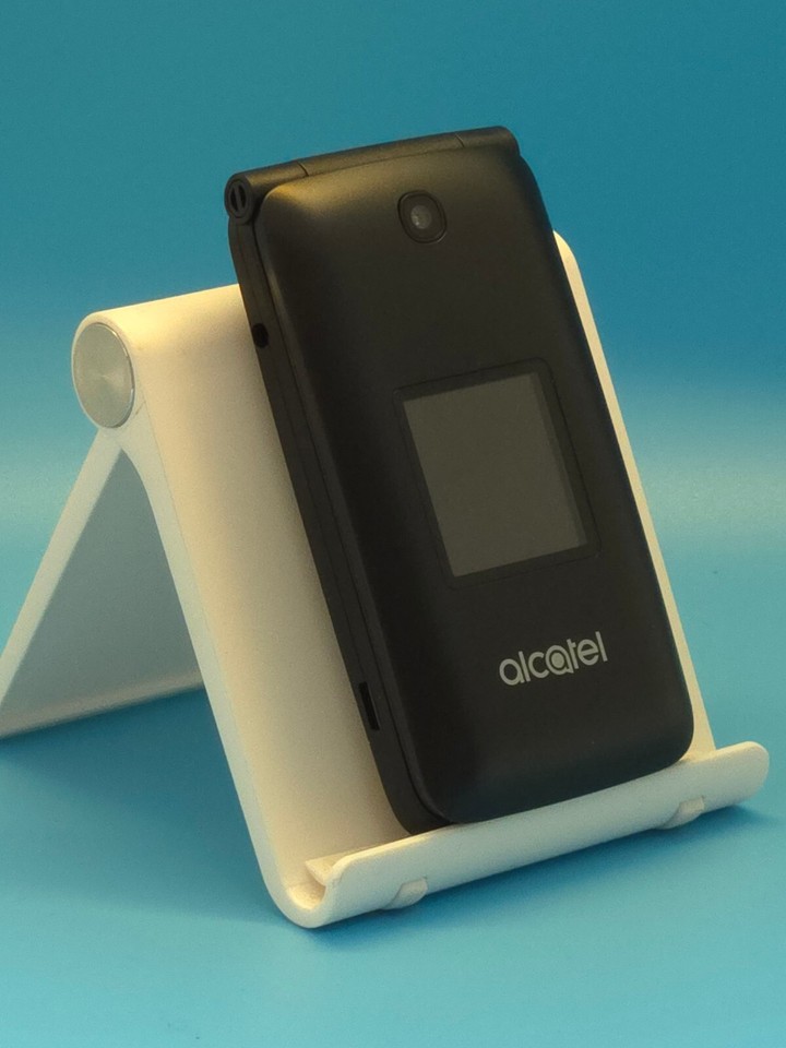 Good Condition - Alcatel Go Flip V 8GB Dark Gray (Verizon ONLY) - Free ...