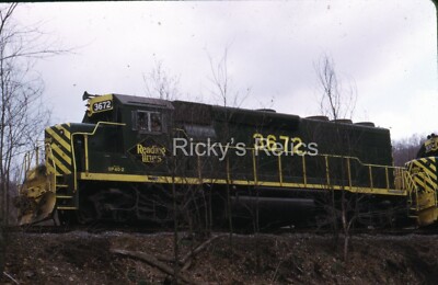 Original Slide RDG #3672 EMD GP40-2 Reading RR Wilmington-North Br Ore ...