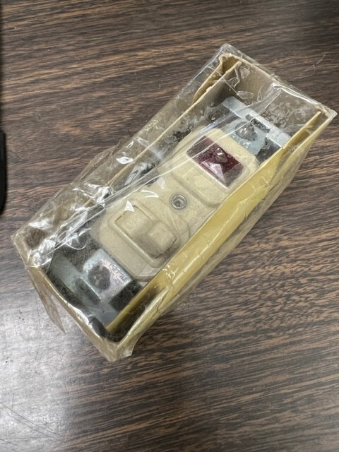 Qty 1, Eagle 277V, 1-1P Despard Switch & 1 Neon Pilot, 1 Gang 15A ...