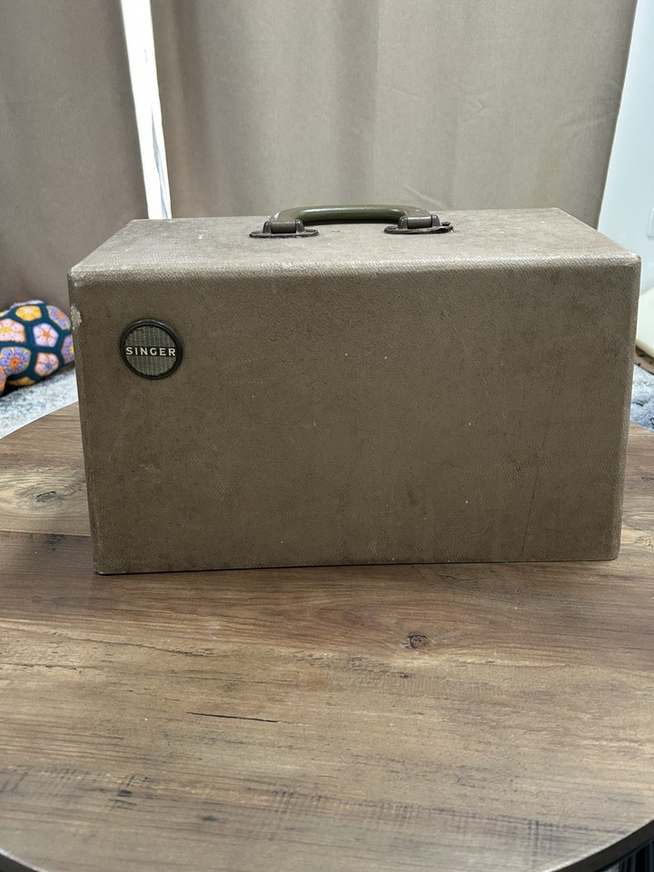 Vintage Singer 99K cast iron hand crank sewing machine Untested Sold as ...