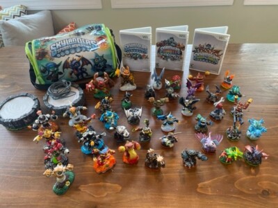 Activision Skylanders Lot: Contains 3 Games, 2 Portals, 40 Skylanders ...