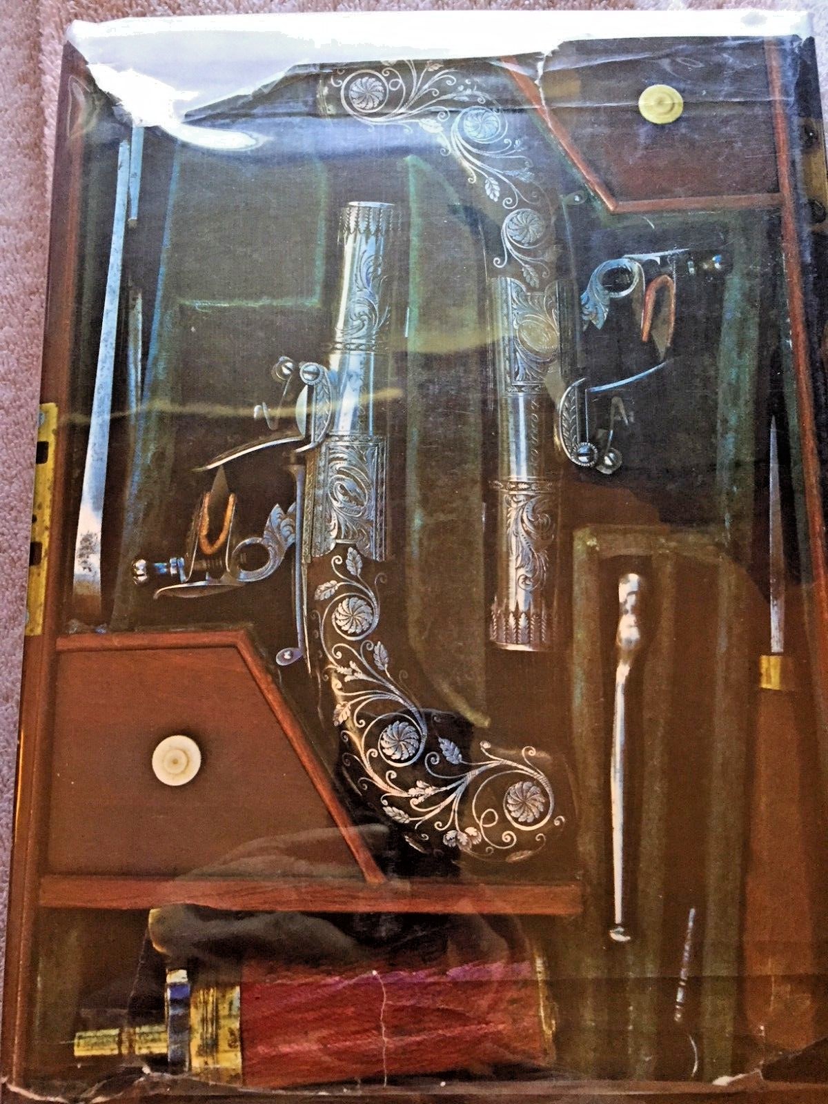 The World of Guns by Richard Akehurst 1972 Hardcover 127 pages 9"x12"x1 ...