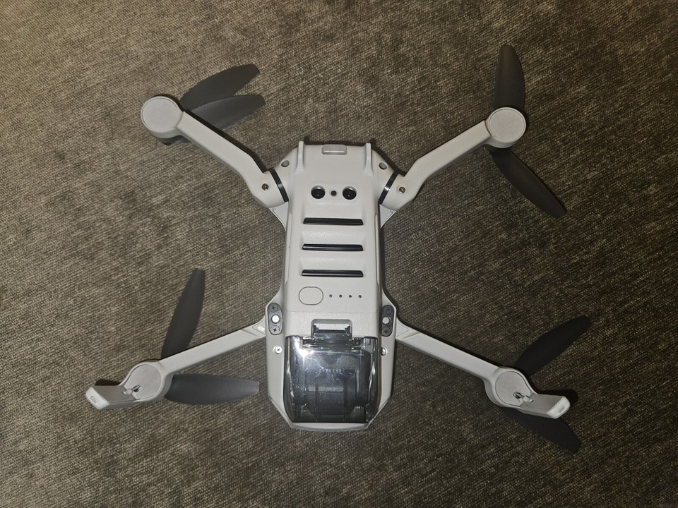 DJI Mini 2 SE AERIAL Drone Bundle (with RC-N1 Remote) Plus Extras. Pre ...