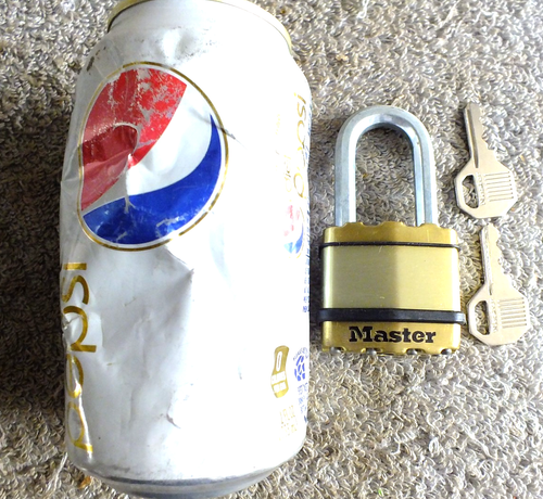 MASTER LOCK PADLOCK HARDENED BORON CARBIDE SHACKLE WITH 2 KEYS HIGH ...