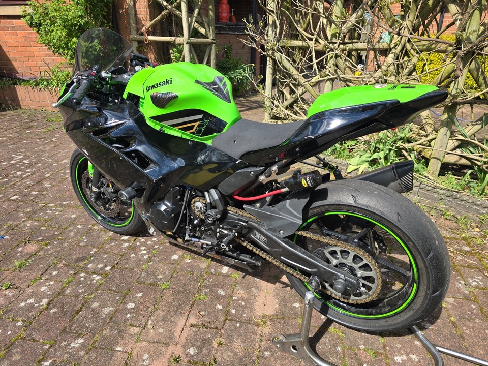 kawasaki z650 ninja race track bike mini twins | eBay UK