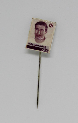 Mos Temming Pin Badge, Football Player DWS AMSTERDAM c.1960 | eBay