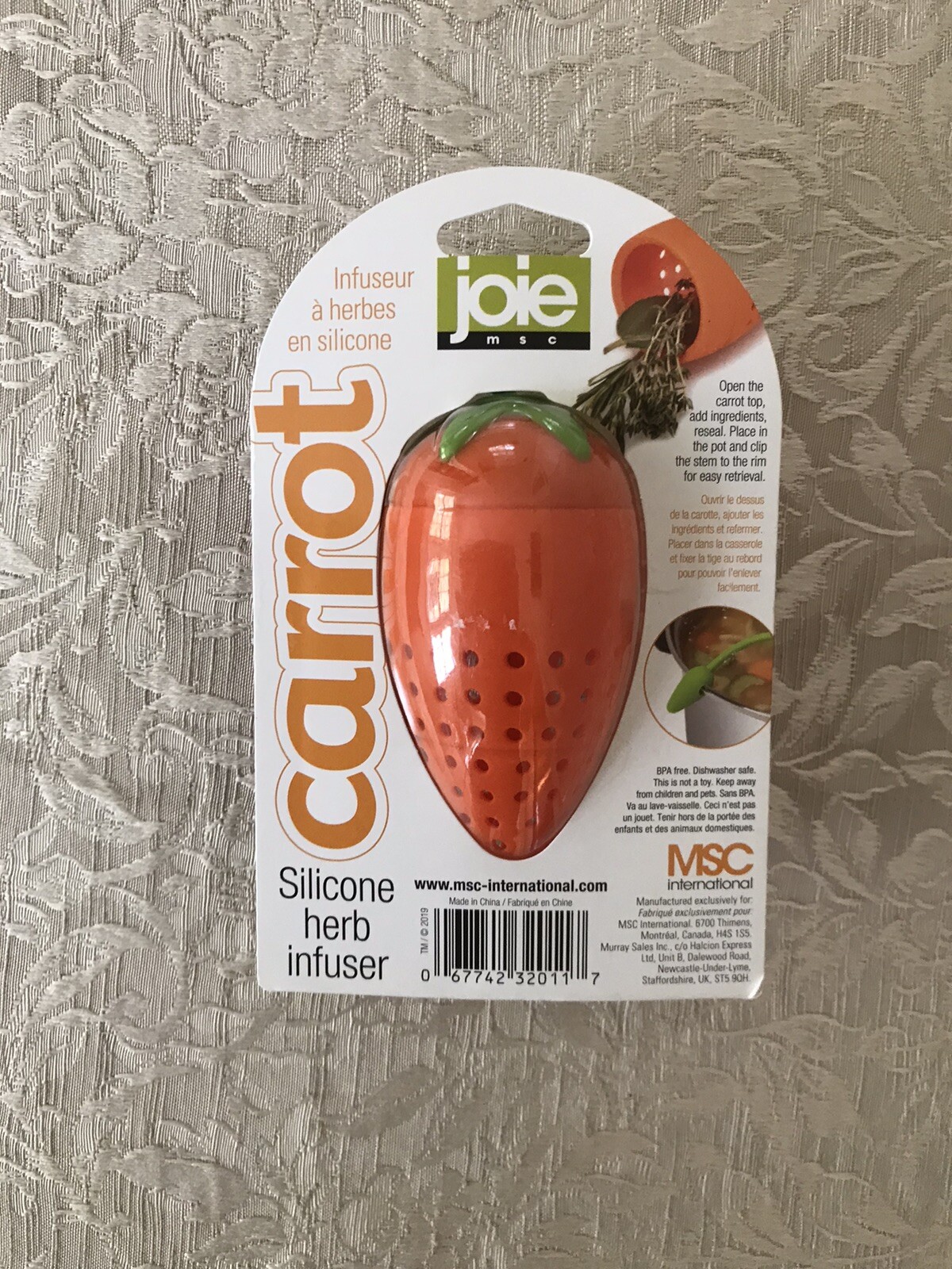 JOIE Carrot Silicone Herb Infuser Spices Soup BPA Free Dishwasher Safe ...