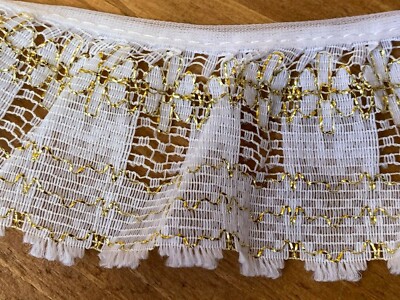 laverslace White and Gold Daisy Gathered Nottingham Lace Trim 2"/5cm ...