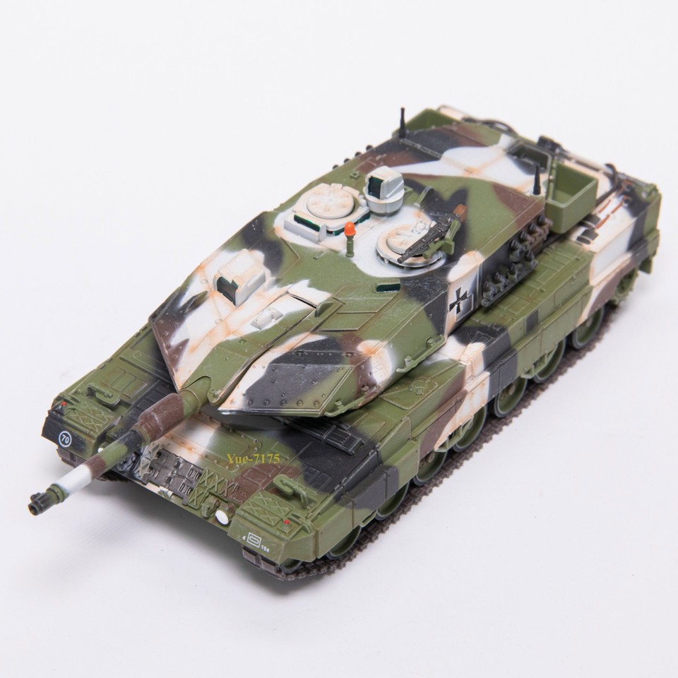 Panzerkampf 1/72 German Leopard 2A5 Main Battle Tank Snowflake Painting ...