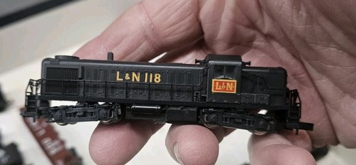 Atlas N Scale RS3 Diesel Locomotive L&N 118 | eBay