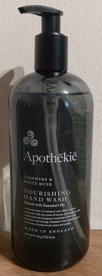 2x500ml APOTHEKIE Cashmere & White Musk Nourishing Hand Wash with ...