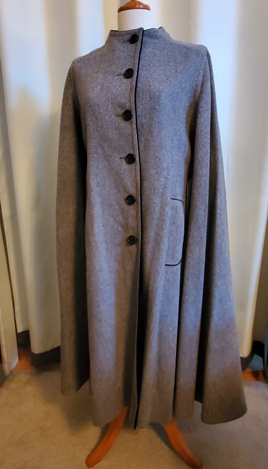 Gemini Vintage 1970's 100% Wool Cape Coat, Excellent … - Gem