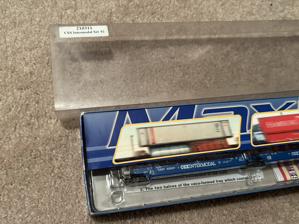 Deluxe Innovations N Scale CSX Intermodal Gunderson Maxi-Stack III Set ...
