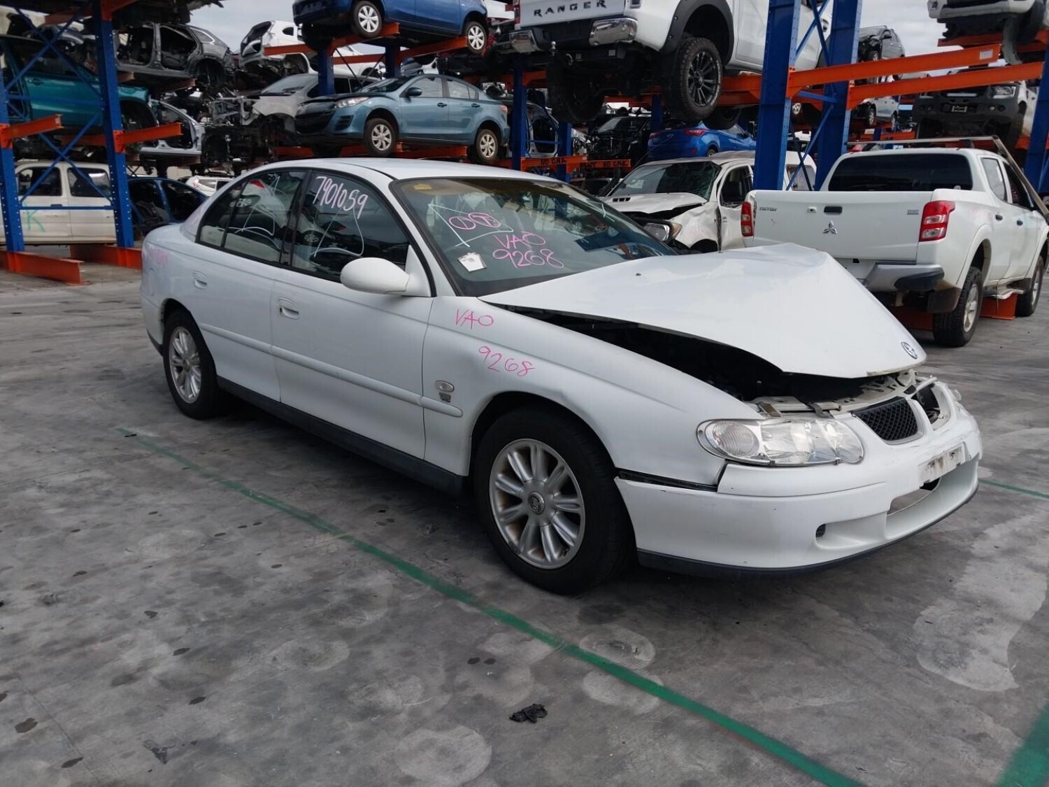 Holden Commodore Vx2-Vz Sedan Lh Rear Hub Assembly | eBay