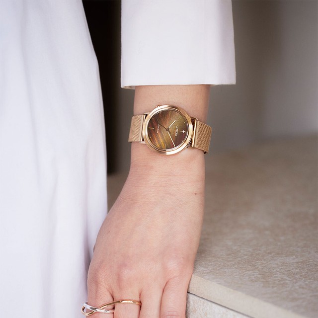 CITIZEN / CITIZEN L Eco Drive "Ambiluna" Collection with mesh band ...