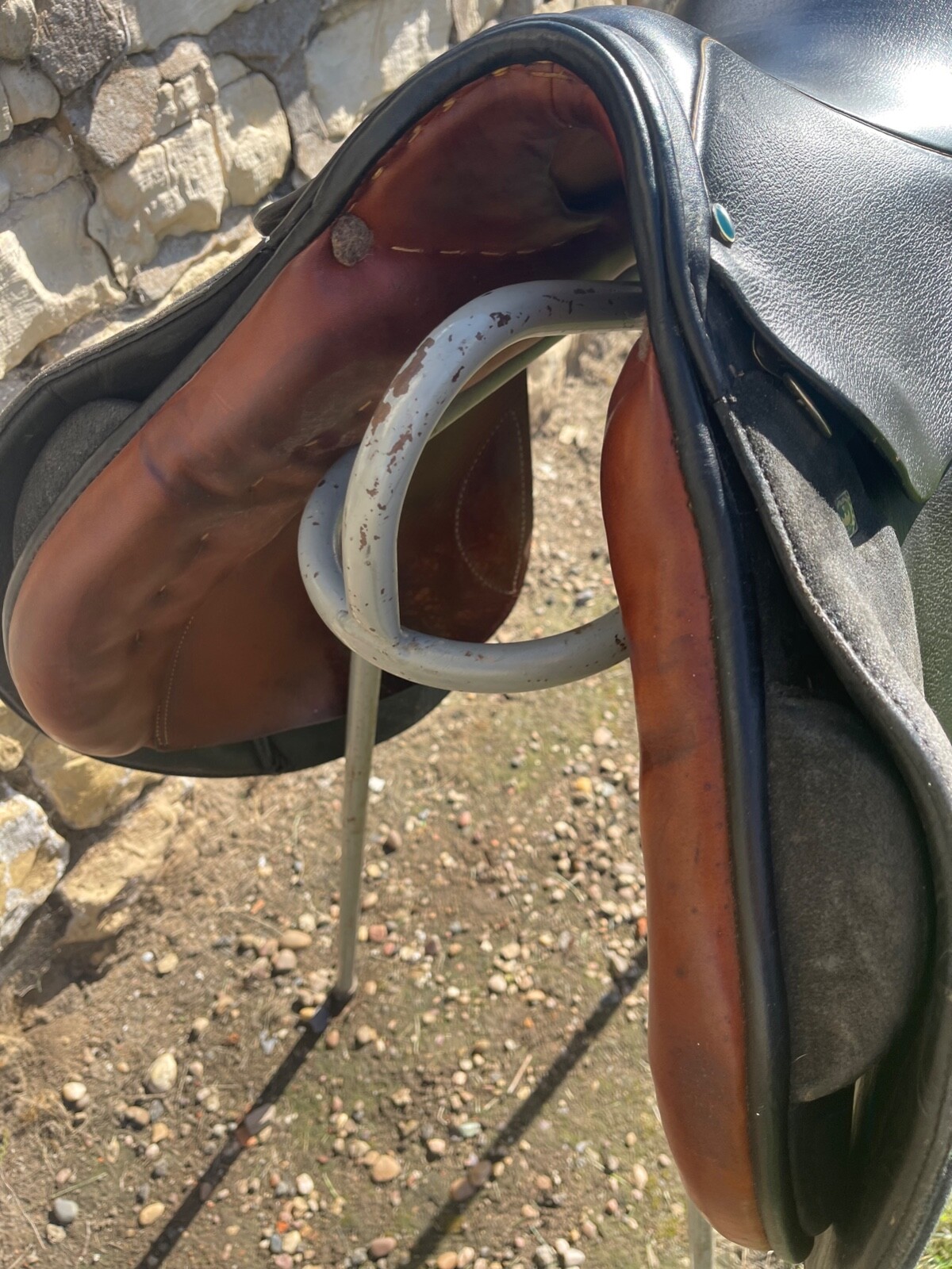 Stubben Seigfried C.S. Extra 28 tree 18inch jumping saddle saddle cost ...