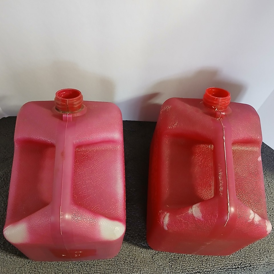 Gas Can 2 Gallon Lot Of 2 Red Spill Proof Fuel Container Portable Jug ...