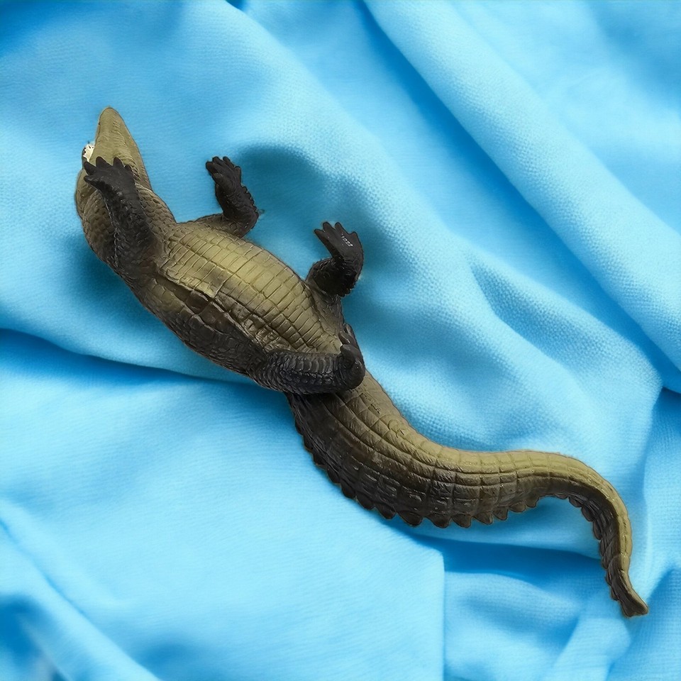 Saltwater Crocodile Incredible Creatures Figure Safari Ltd Crocodilian ...