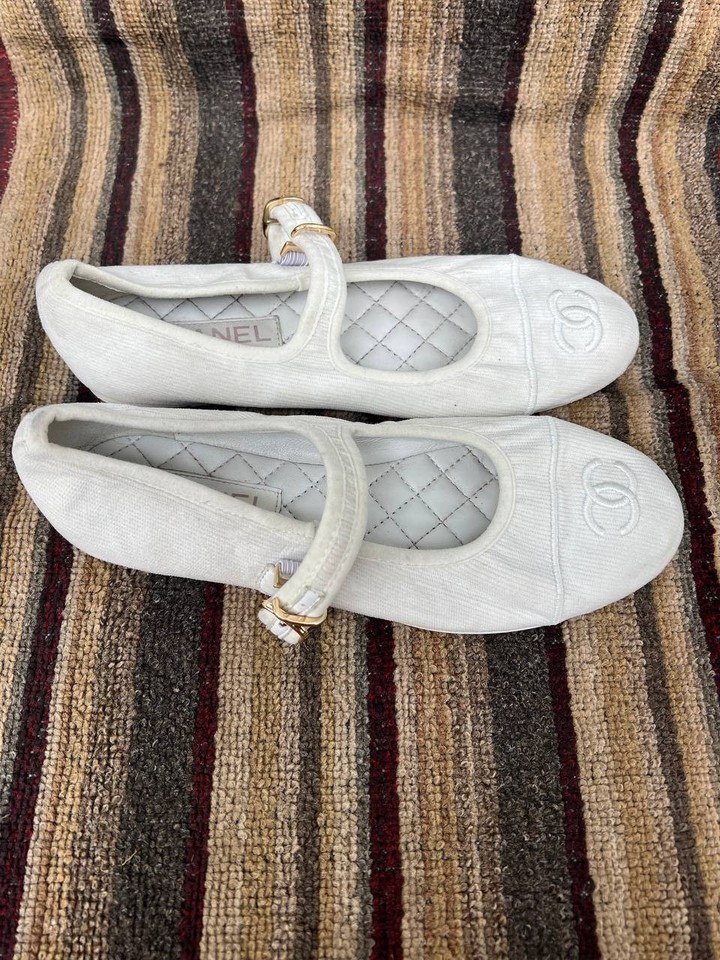 Chanel CC Mary Jane 24S 37C EU Canvas White Italy | eBay