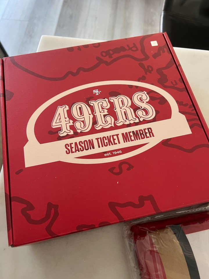 2025 San Francisco 49ers Season Ticket Holder Gift Box - Lego set ...