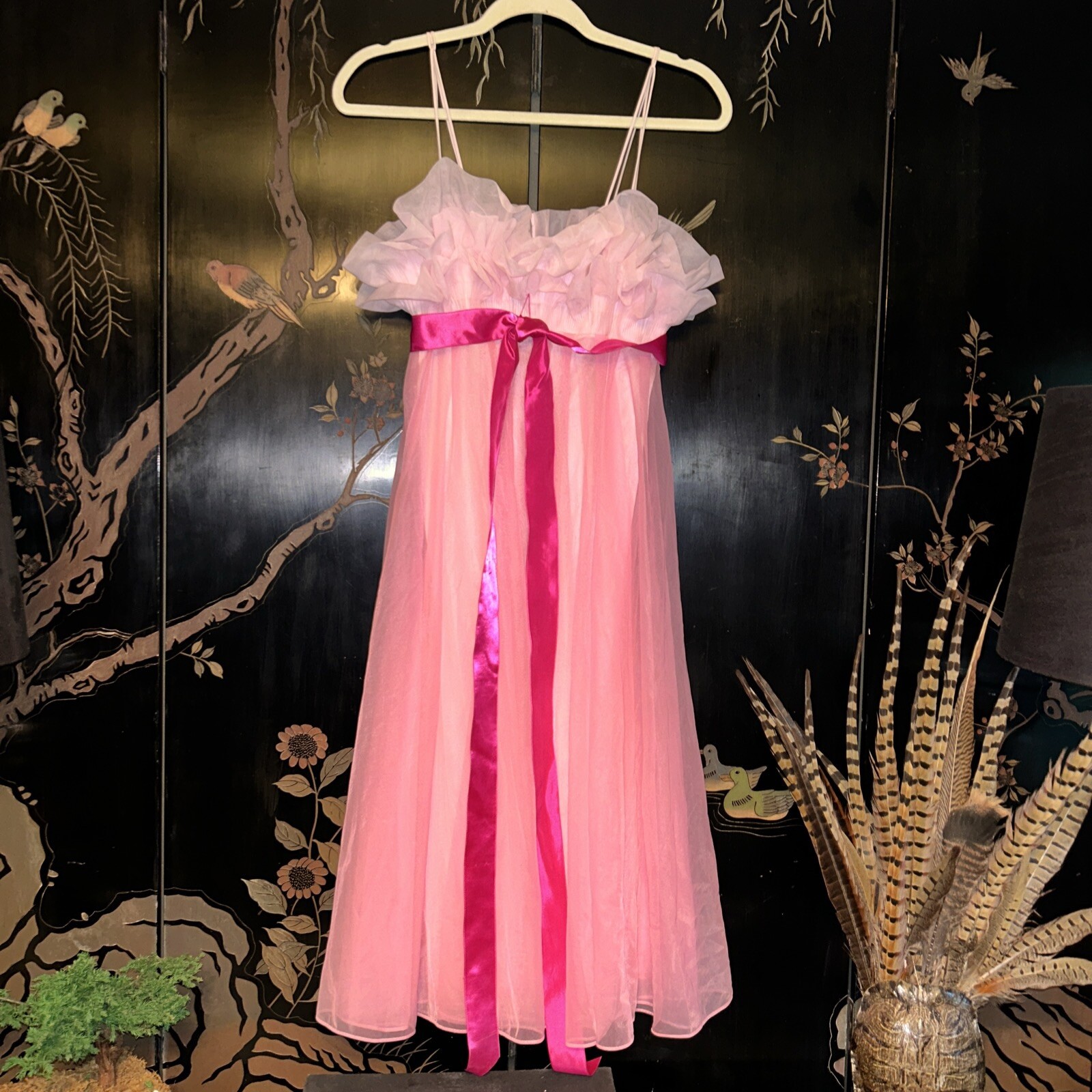 1960s Vanity Fair Negligee Peignoir Pink Ruffled Nigh… - Gem