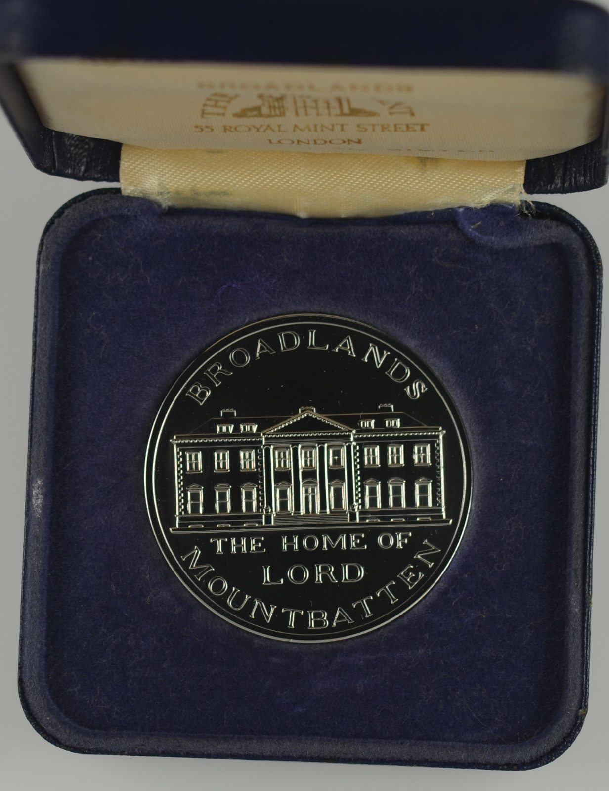 TOWER MINT SOLID NICKEL SILVER COIN BROADLANDS IN PRESENTATION CASE ...