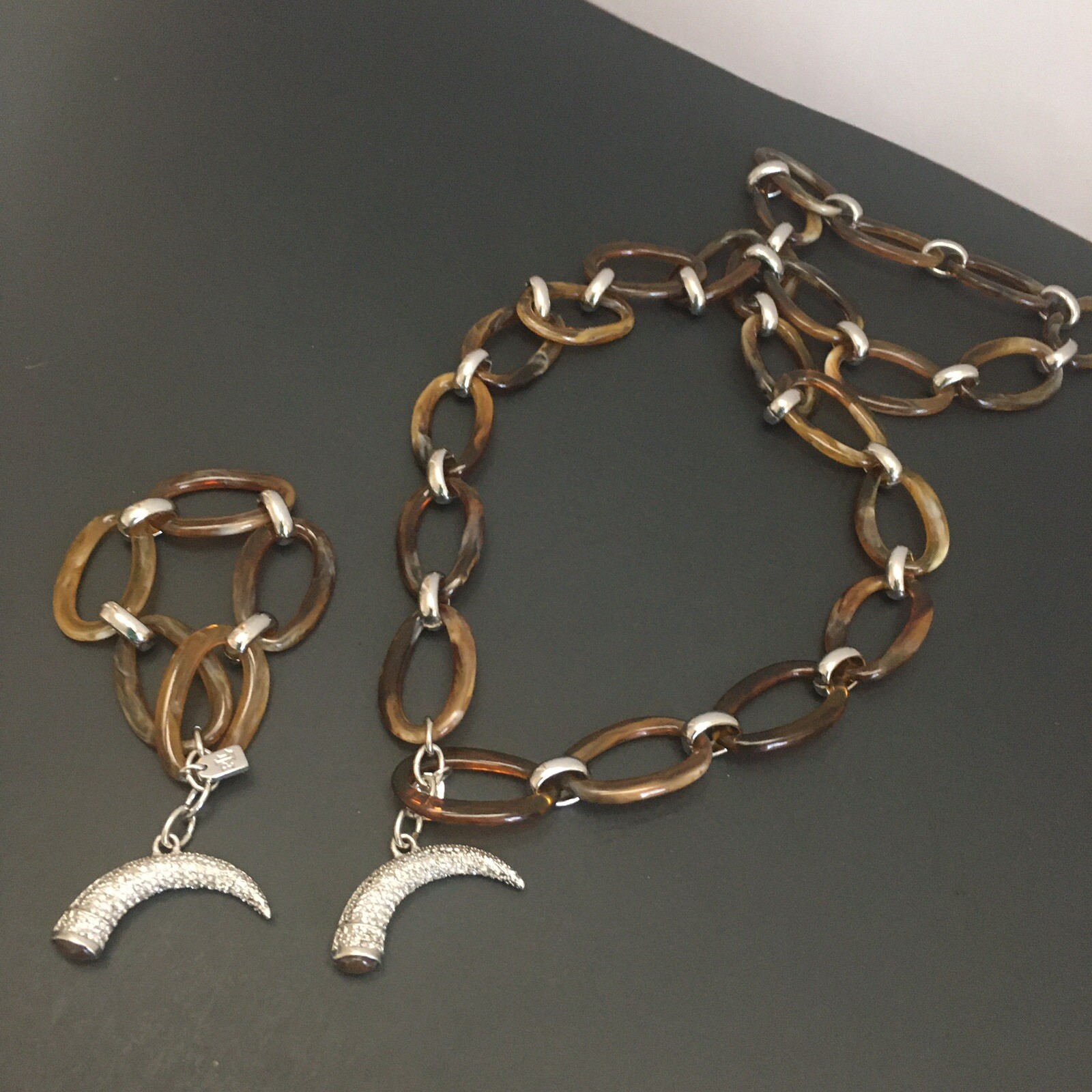 LAUREN Ralph Pave Crystal Horn Oval Tortoise Link Tog… - Gem