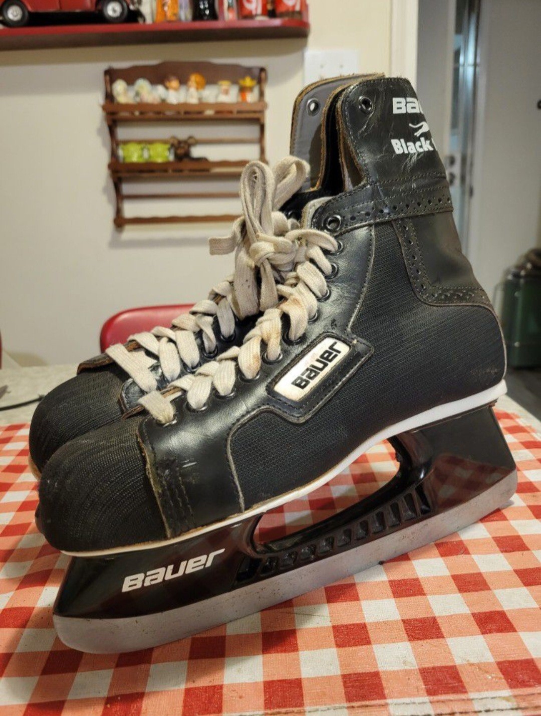 Vintage Bauer Canadian hockey skates Black Panther Size 12 US | eBay